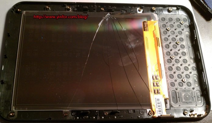 How it Looks like Inside of the Kindle Keyboard - David Yin's Blog