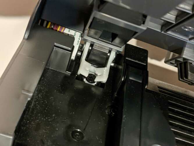 How to replace the hinge of Canon imageClass MF4450 - David Yin's Blog