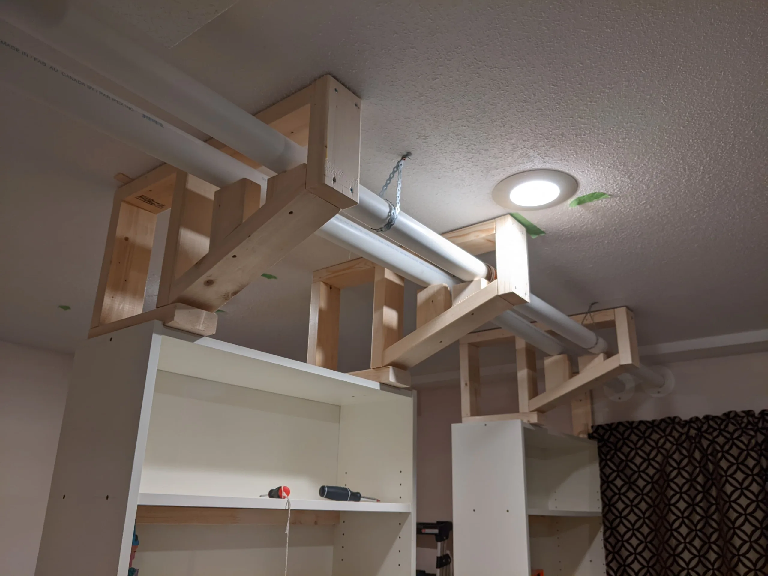 Build a box to cover the pipes of the furnace - David Yin's Blog